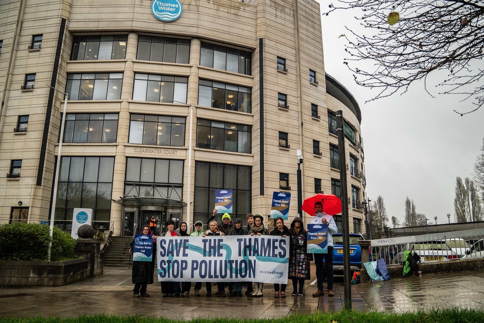 Sir Steve Redgrave Joins Communities in Legal Action Against Thames ...